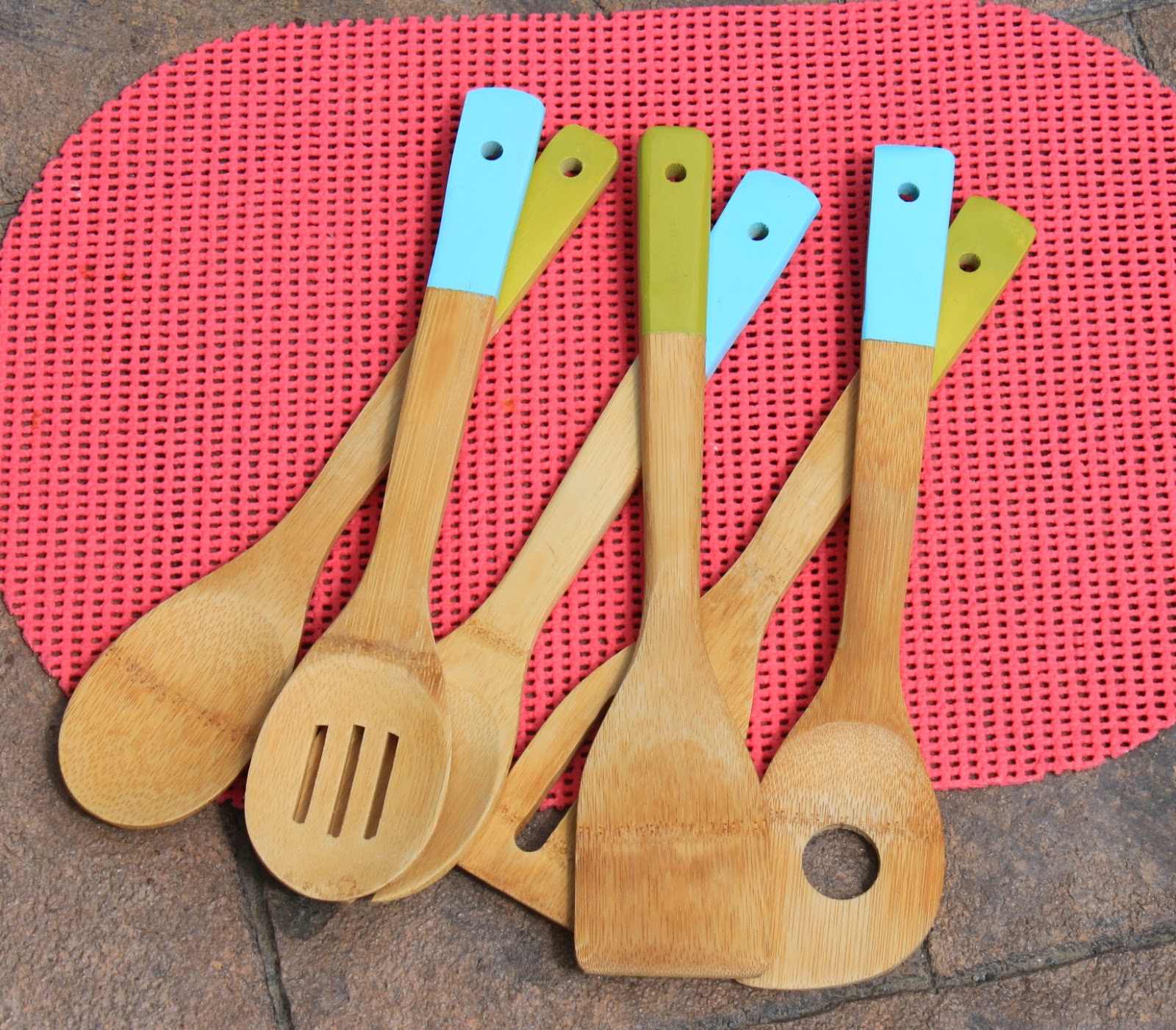 Sew Much Sunshine [to the square inch]: Tuesday Tutorial: Color Block ...