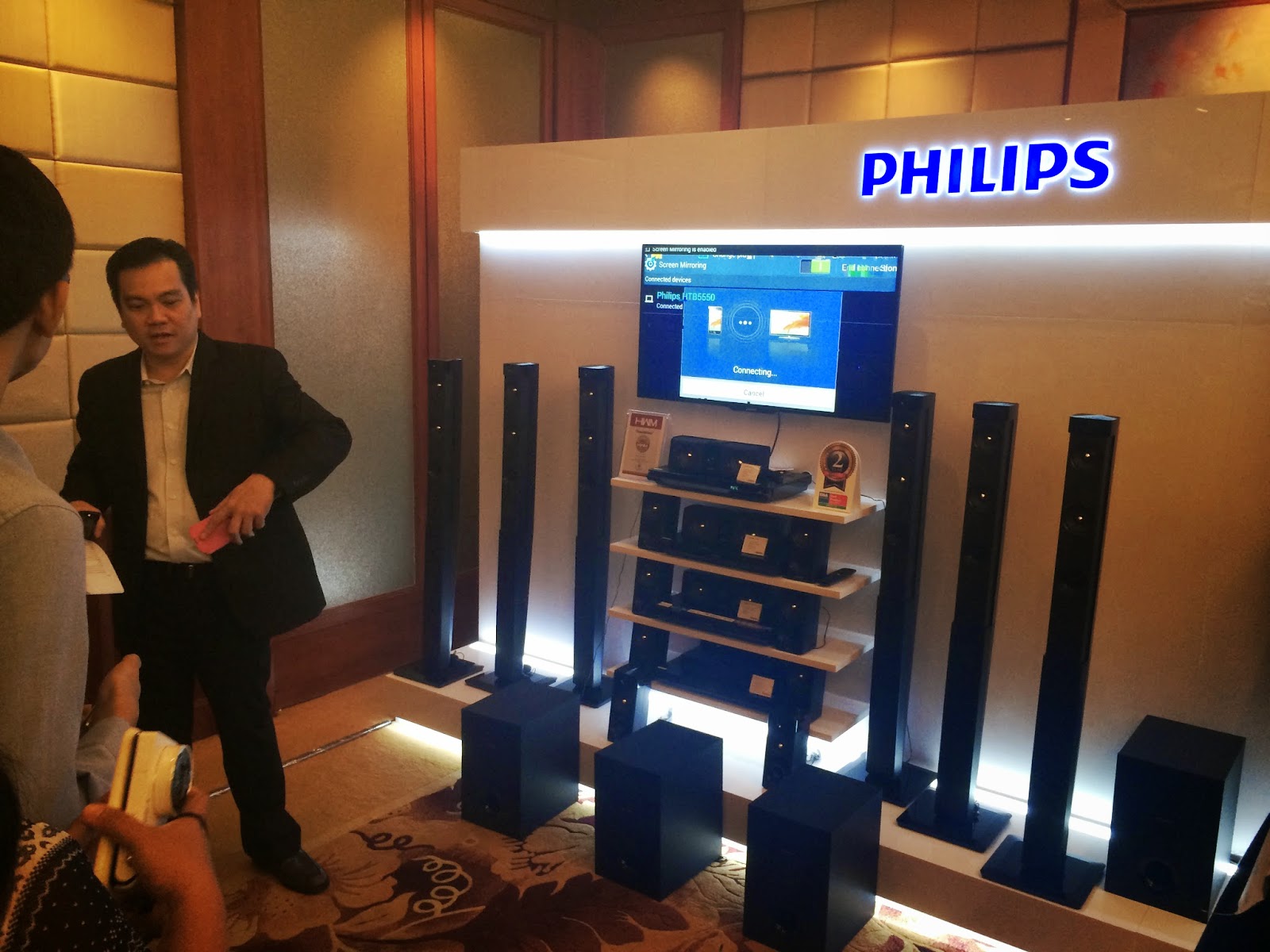 - city girl diaries -: Philips Launches New Range of Portable Audio ...
