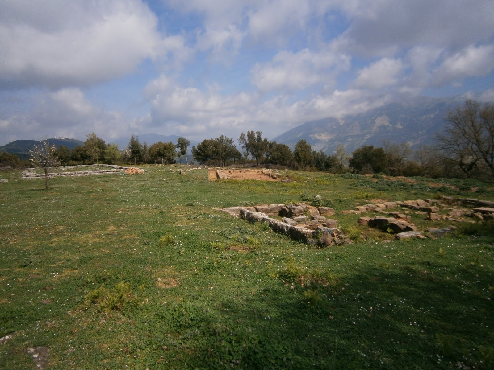 ΑΝΤΙΡΡΙΟ ΣΥΜΜΑΧΙΑ ΠΟΛΙΤΩΝ: Ακρόπολη και ναός Ποσειδώνα στο Μολύκρειο