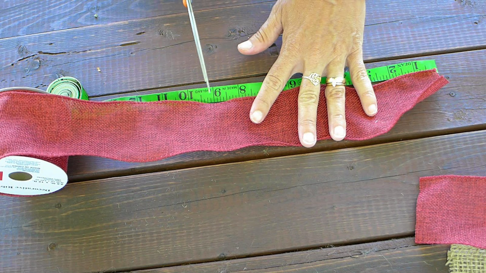 EasyMeWorld: Burlap Sunflower Tutorial