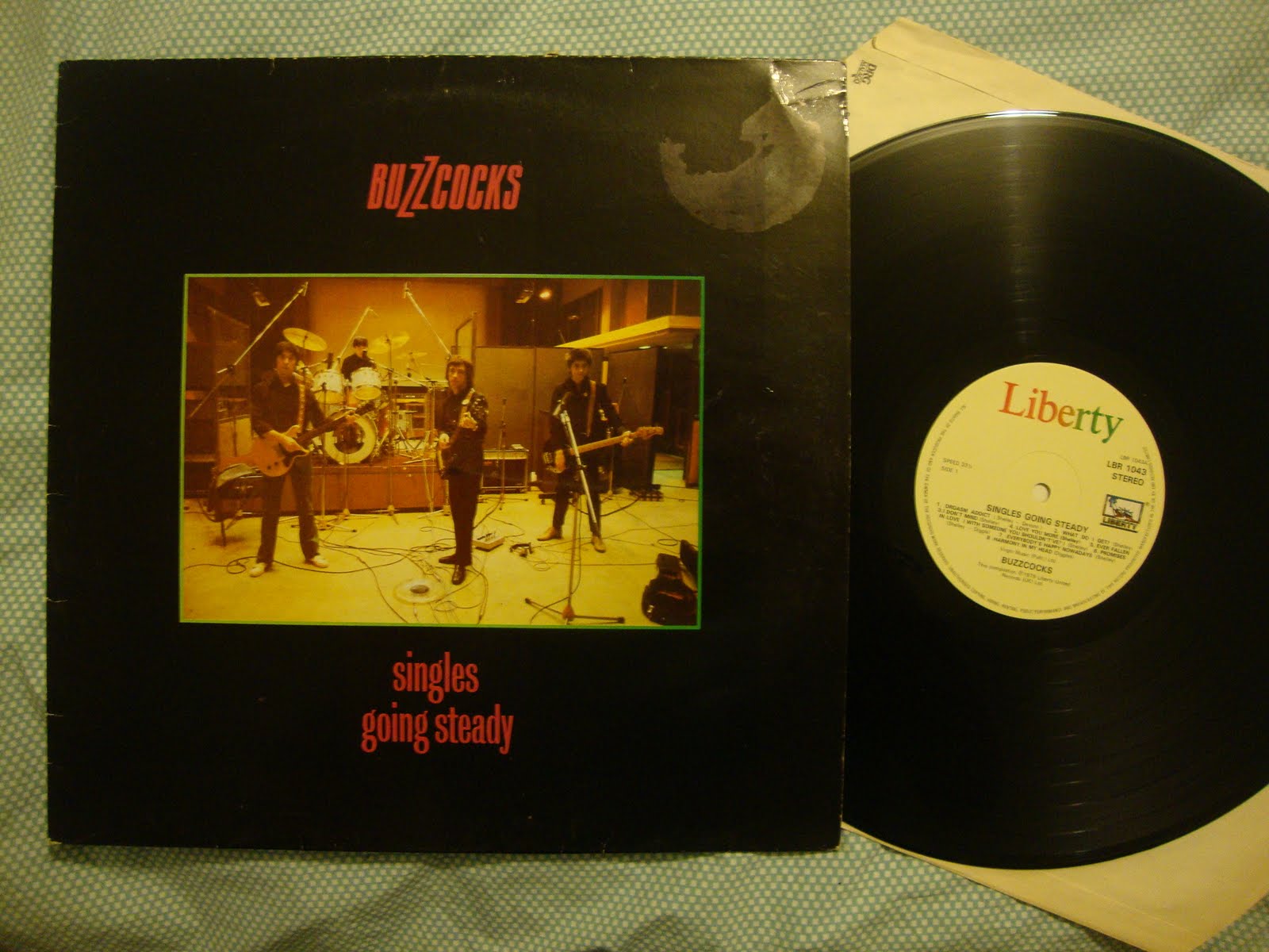 Back To Vinyl: Buzzcocks - Singles Going Steady