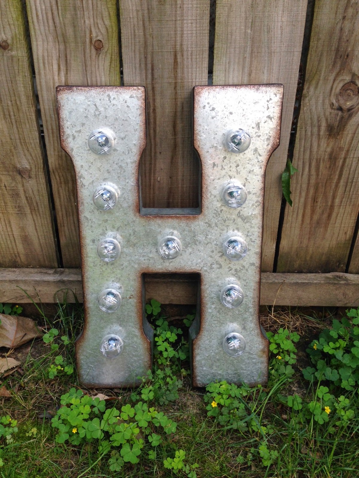 Dash of Flare: DIY Easy Marquee Letter