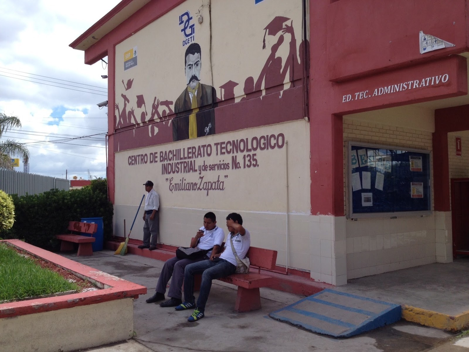 Requiere CBTIS 135 más espacio para captación de estudiantes - TV ...