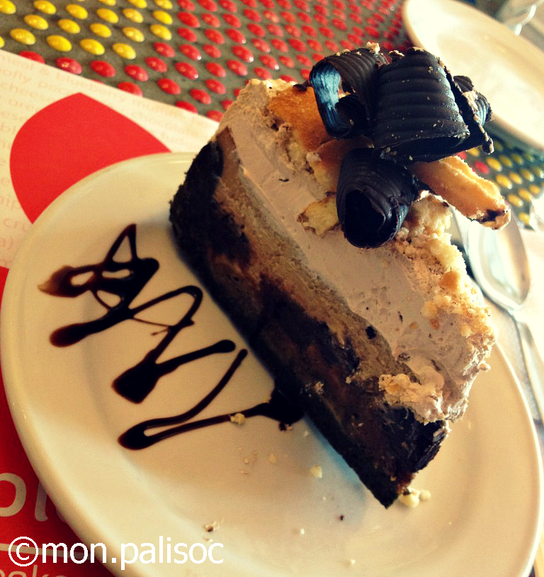 Banapple L O V E | |foodfanaticph| by clapalisoc