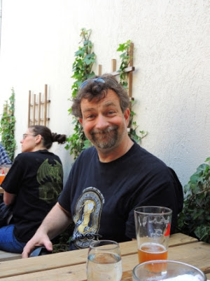 The World of Gord: Ken's Long Weekend Pub Crawl