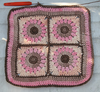 Fifty Shades of 4 Ply: Spring Cushion Tutorial