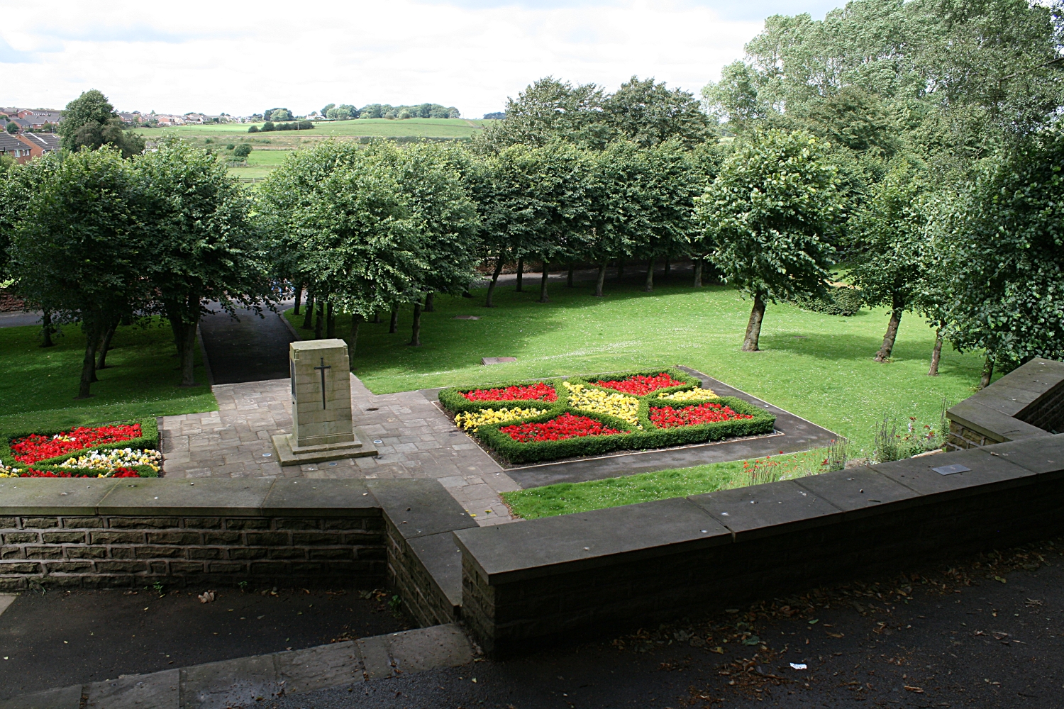 Memorials: Kirkham War Memorial