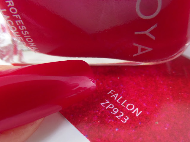 Zoya Party Girls Holiday/Winter Collection 2017 review & swatches