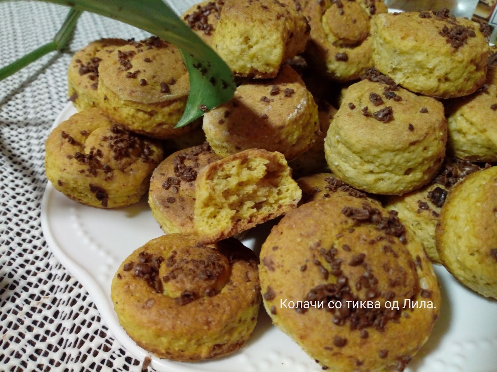 Vegetarijanski i posni jadenja i deserti.Vegetarian and Lenten cooking ...