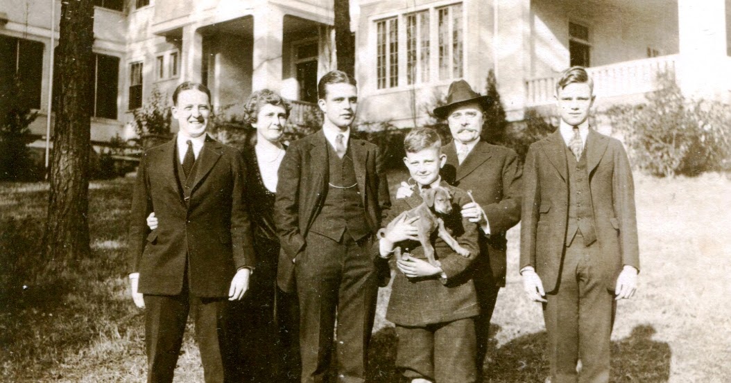 THE HOWELLS OF ATLANTA, GEORGIA: HOWELL PHOTOGRAPH