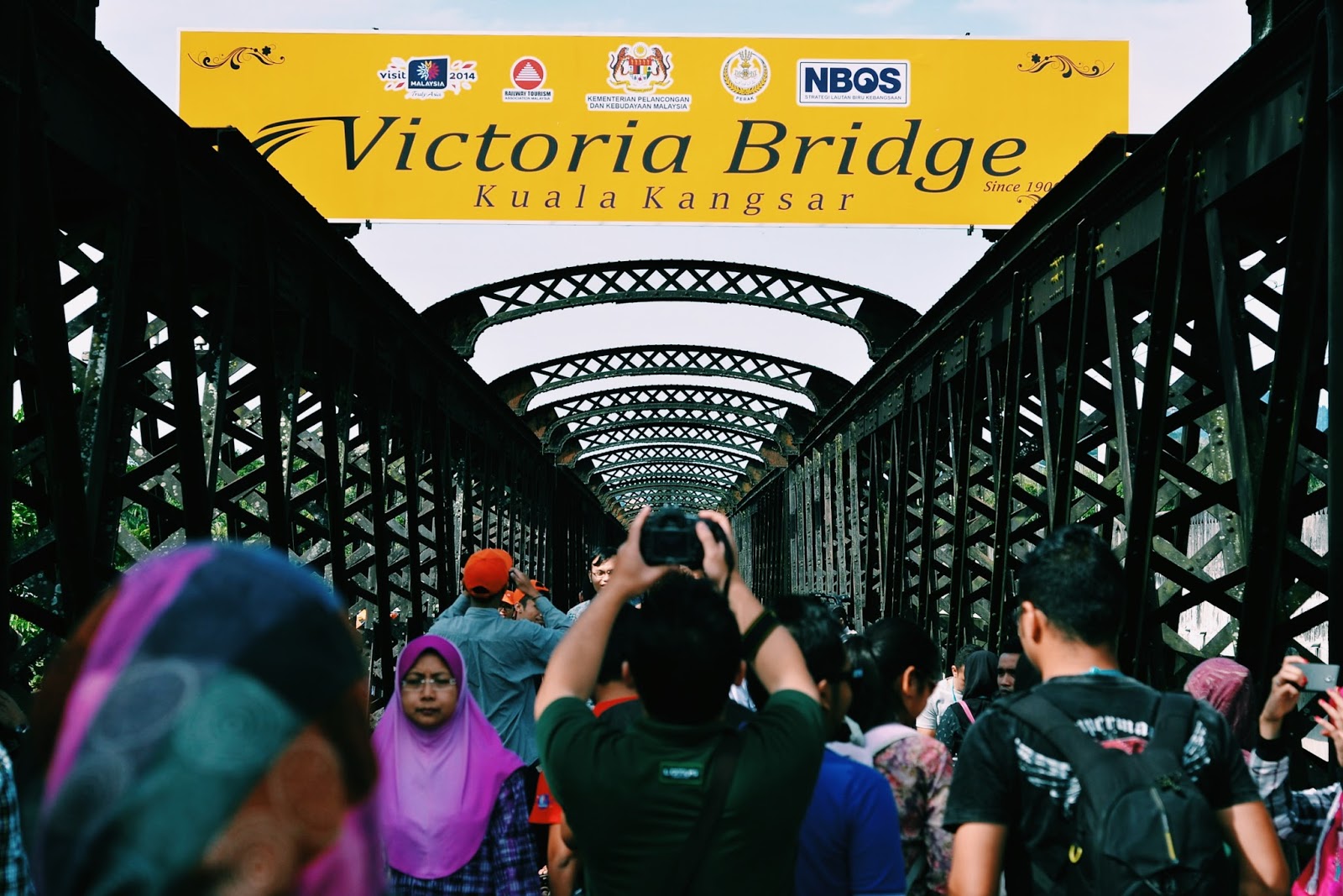 Victoria Bridge Jambatan Bersejarah Untuk Kaki Fotografi ...