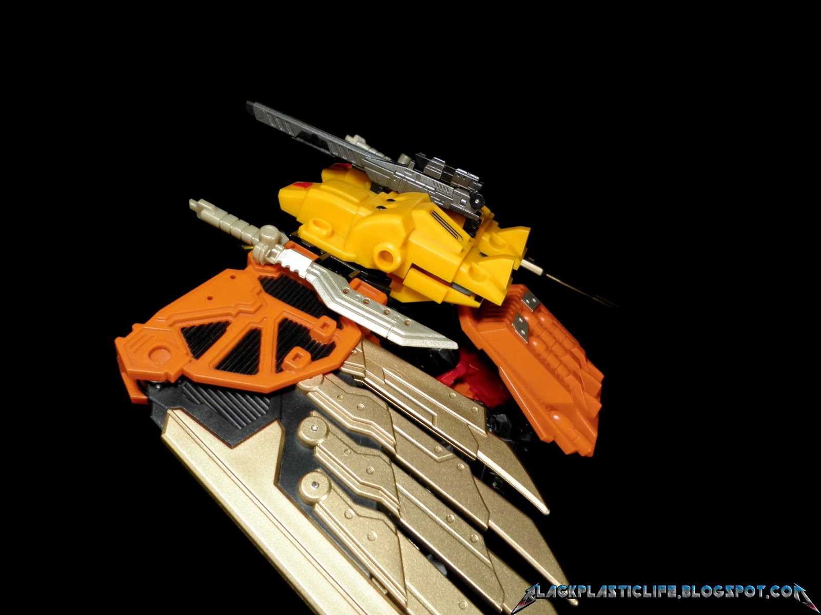 Black - Plastic - Life: Mastermind Creations R-02 Talon - Pictorial Review