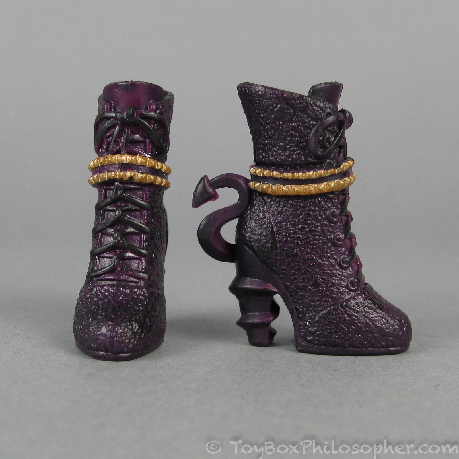 Disney Descendants "Signature Mal" Doll by Hasbro | The Toy Box Philosopher