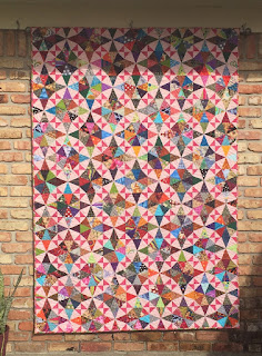 L' FAIR QUILTS: Kitchen Sink Quilt #1 - Finished!