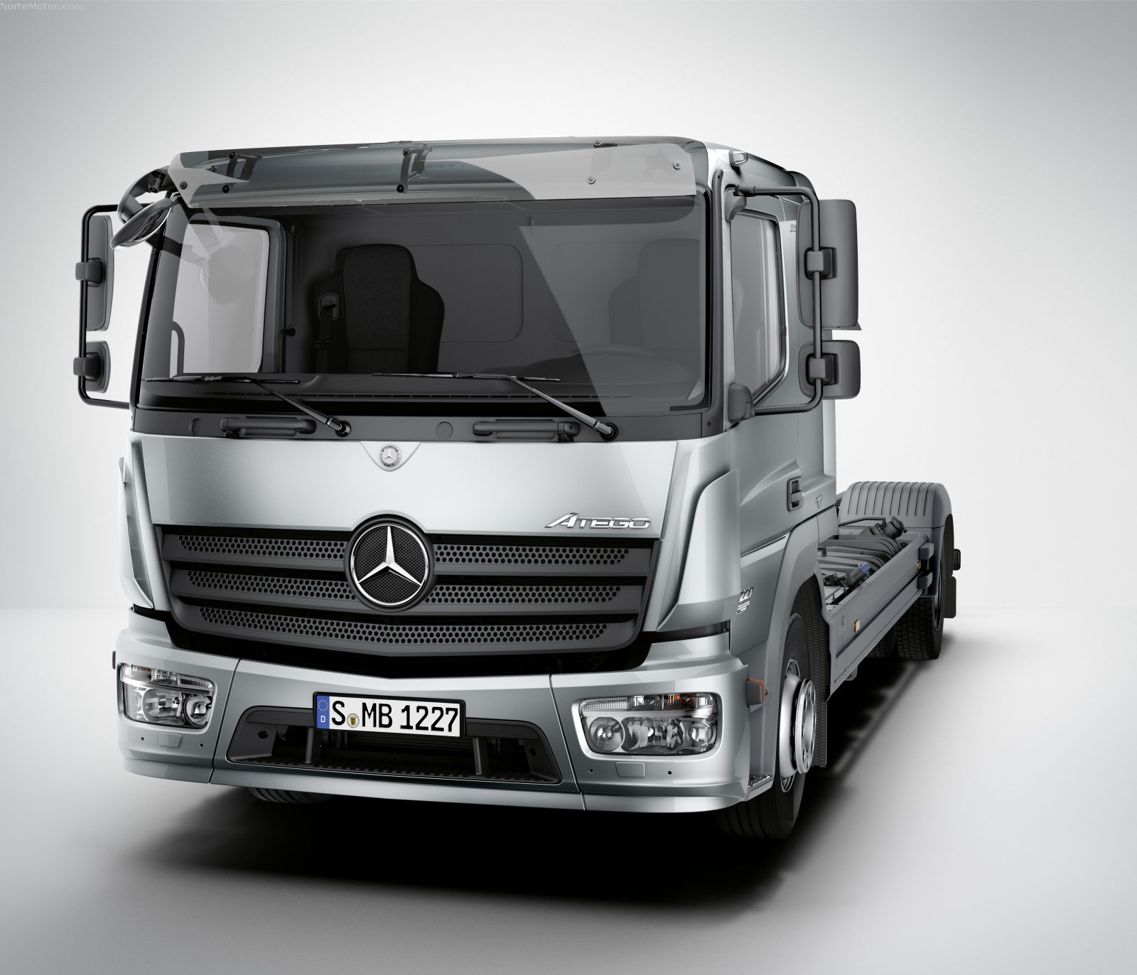 Revista Coche: Nuevo Mercedes-Benz Atego 2014