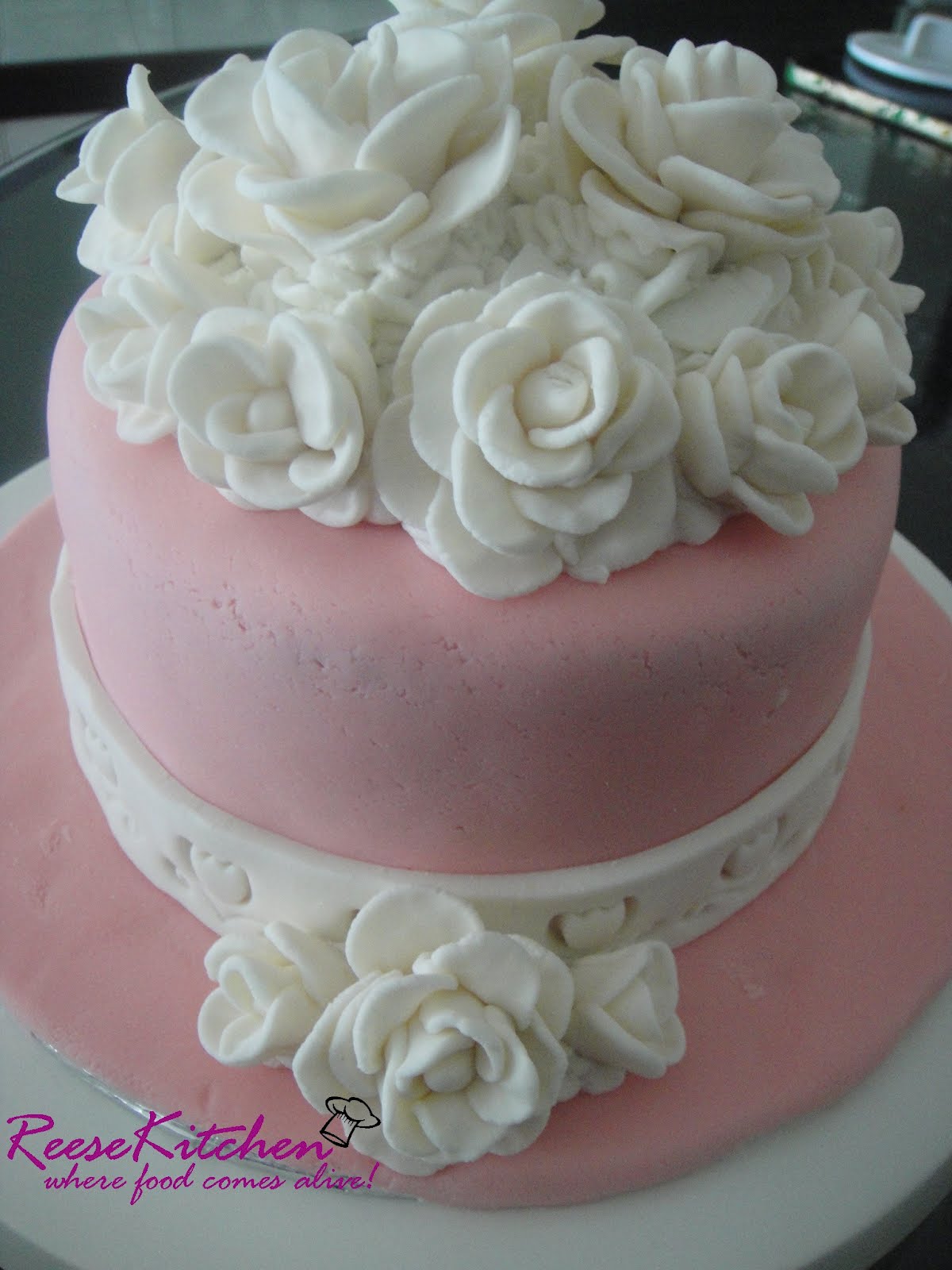 ReeseKitchen: My Sister's Pre-Wedding Cake