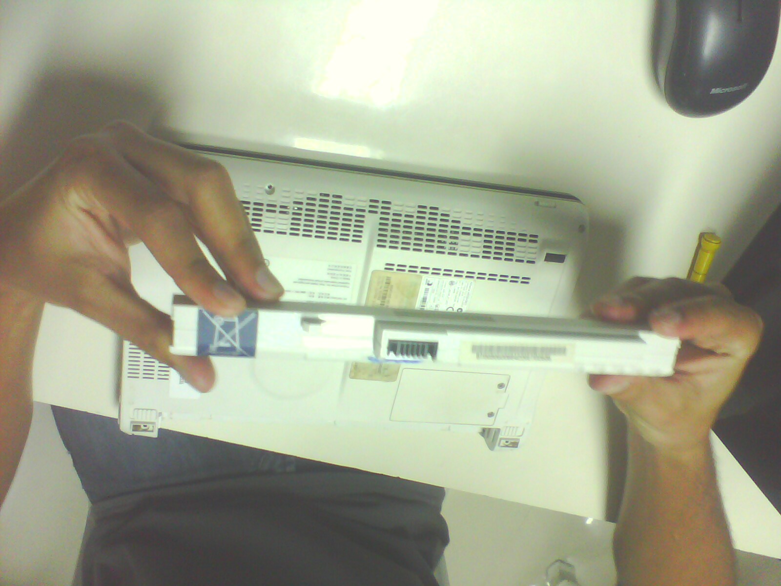 Ensamble y desensamble de computadoras portatiles e impresoras