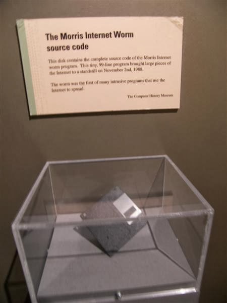 25 años del gusano Morris. ~ Security By Default