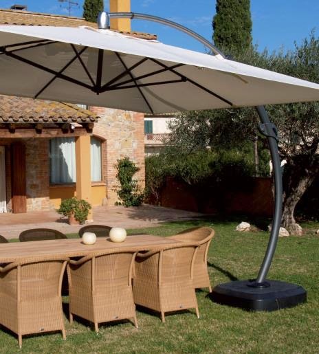 INTERIORS TON SARRÀ: Parasoles de Aluminio de Iniciativa Exterior