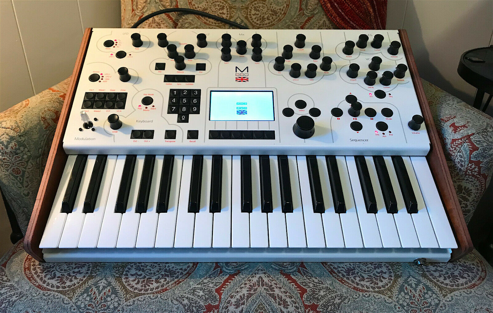 MATRIXSYNTH: Modal Electronics 001