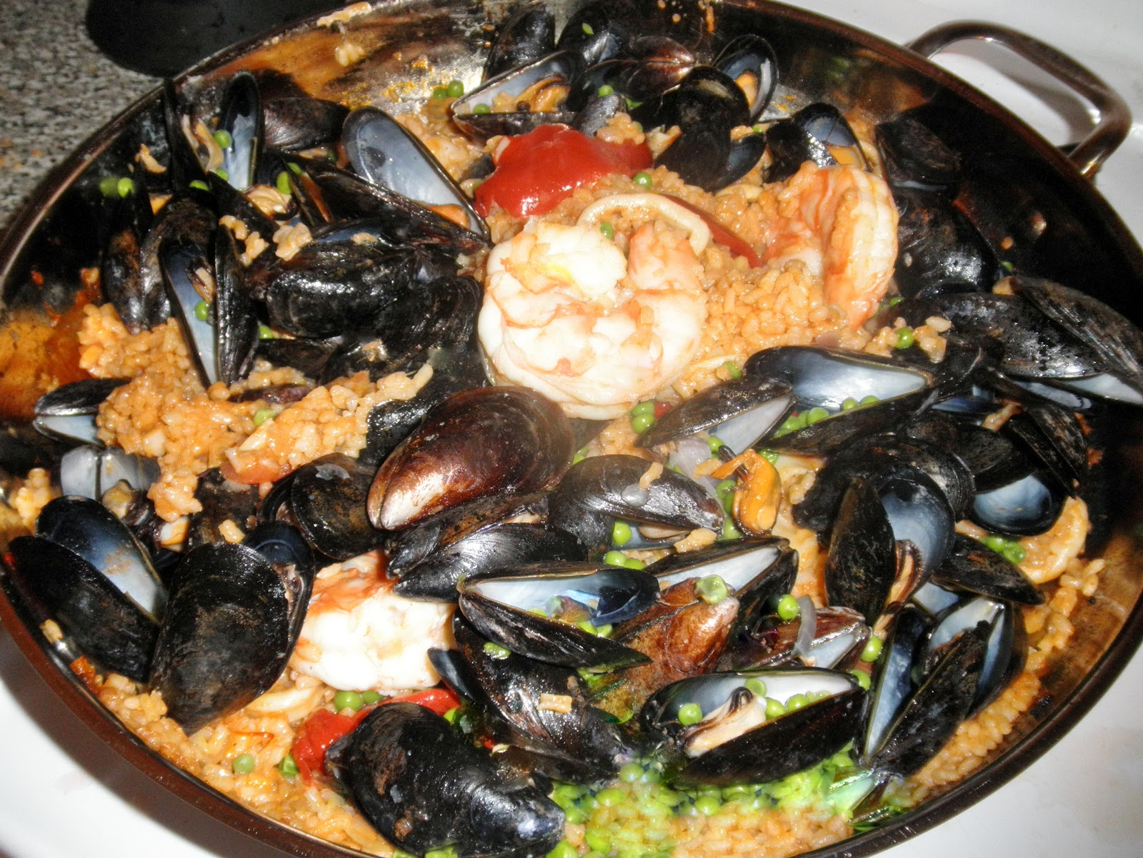 Cecelia Heer's Culinary Corner: SEAFOOD PAELLA - ARROZ A LA MARINERA