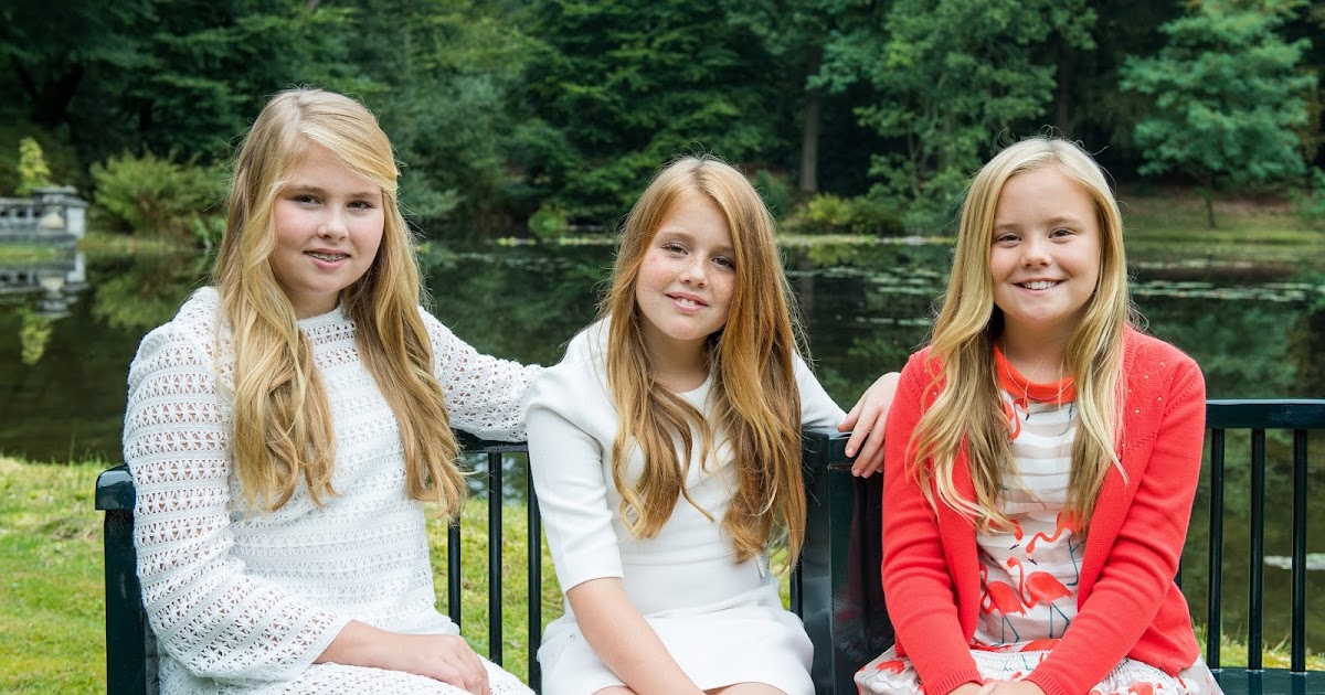 Queens of England: Portraits of Princesses