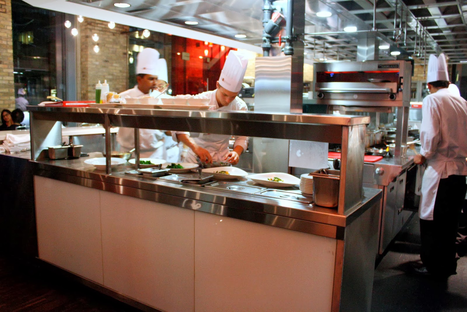 The Chefs' House - Food Junkie Chronicles