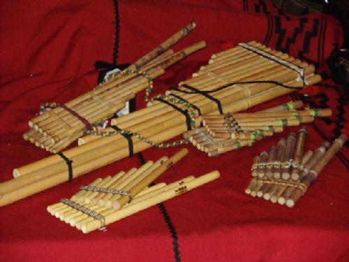 Música andina: La zampoña