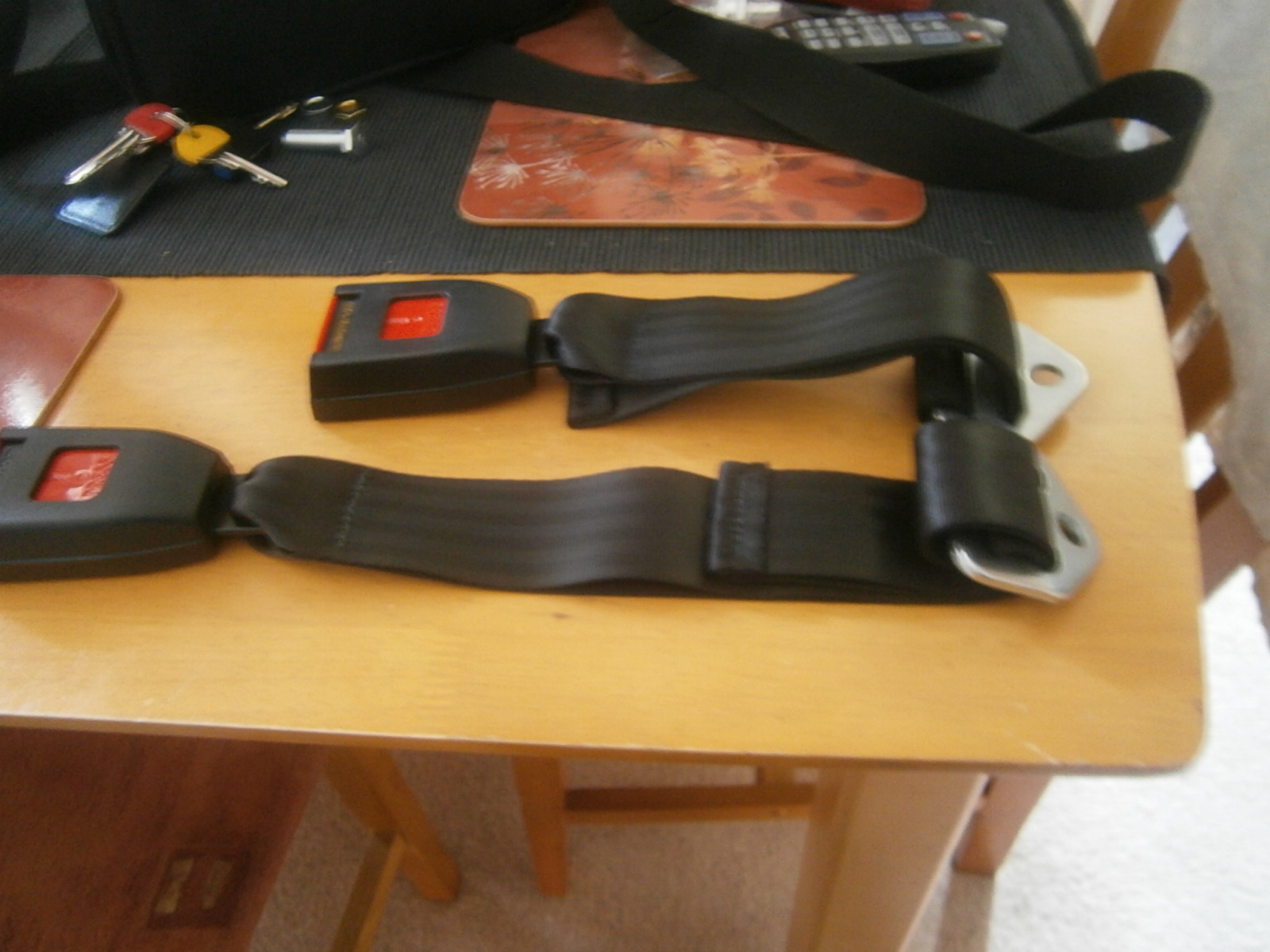 Lotus Excel Restoration: Installation of rear seatbelts Securon 200