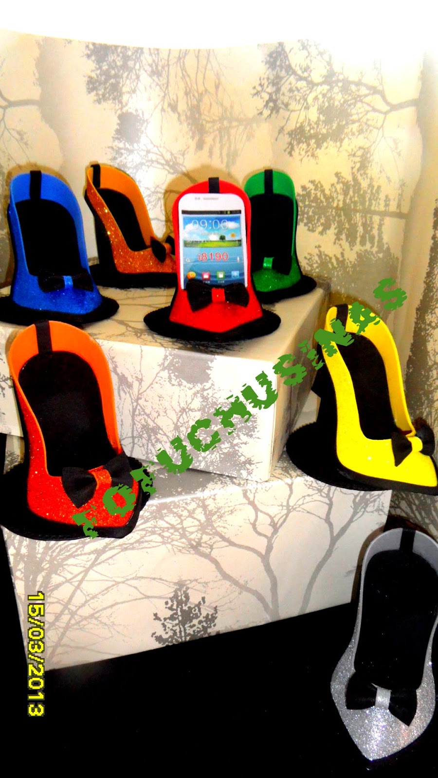 fofuchasfofuchusinas: reposa móviles