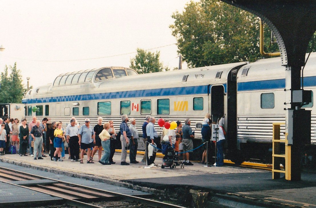 Trackside Treasure: VIA's Head End Power Program