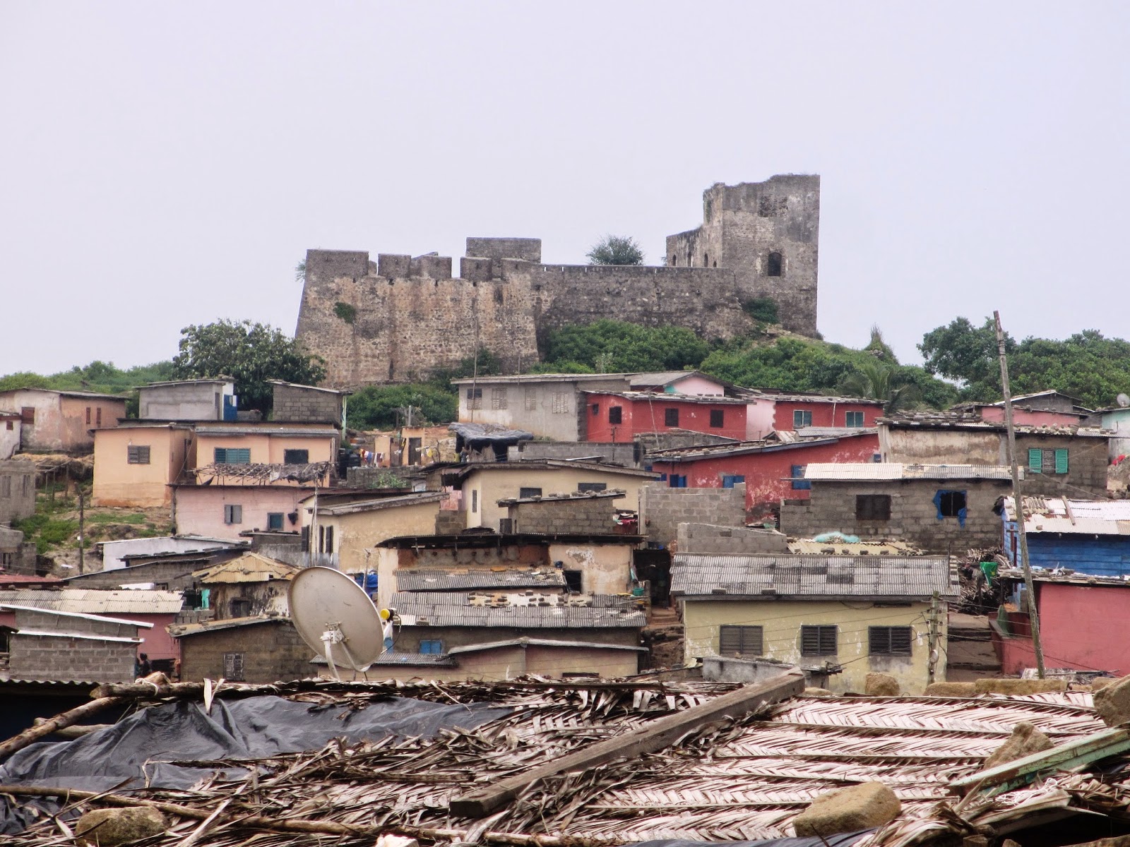 Souvenir Chronicles: AFRICA: GHANA, FORT AMSTERDAM