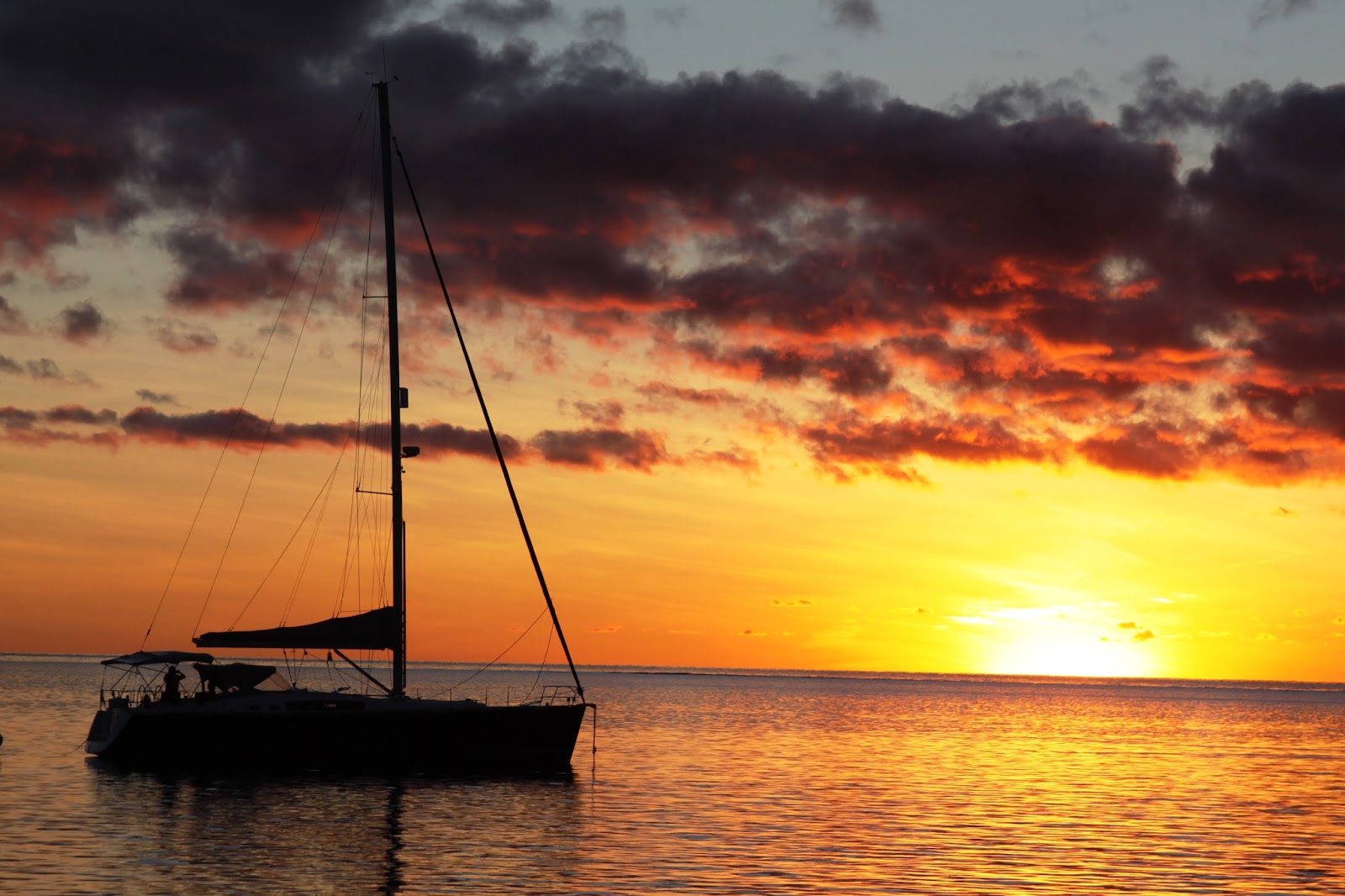 Dreamtime Sail: Great Barrier Reef hopping, first stop Fitzroy Reef