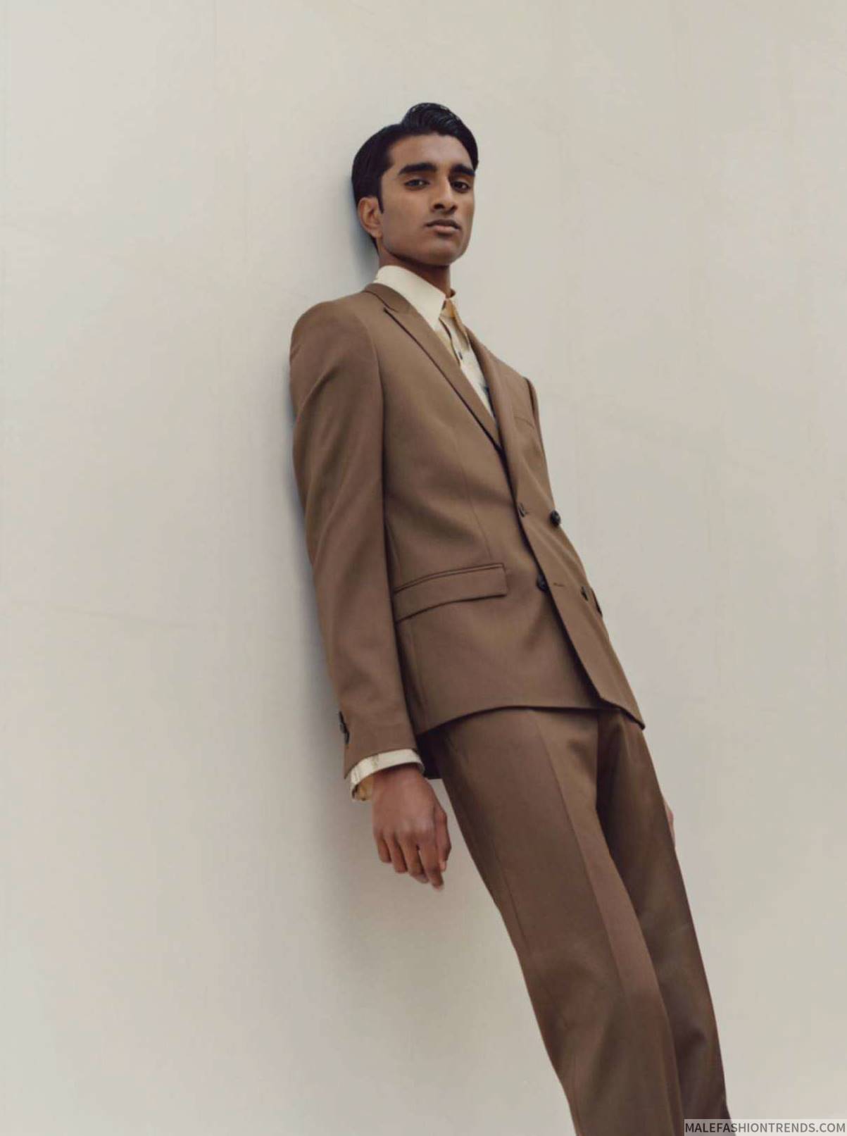 Jeenu Mahadevan para GQ Francia por Dham Srifuengfung Jeenu Mahadevan para GQ Francia por Dham Srifuengfung
