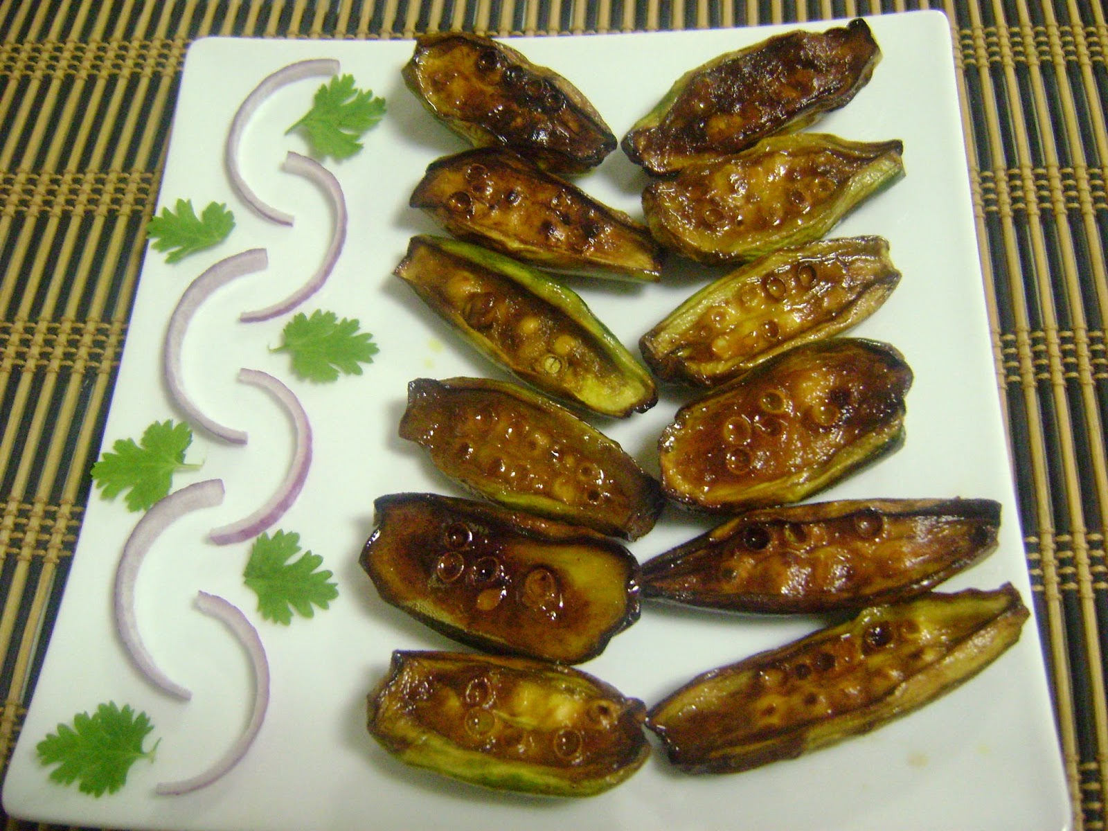 Bethica's Kitchen Flavours: Potol Bhaja (Parwal / Pointed Gourd Fry ...
