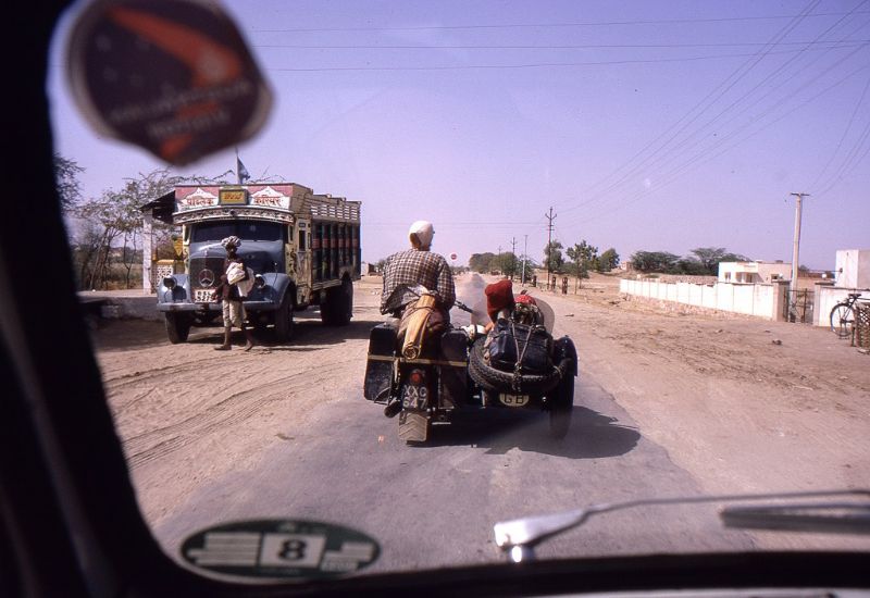 Wonderful Life of India in 1969 Through an Australian Traveler's Lens ...