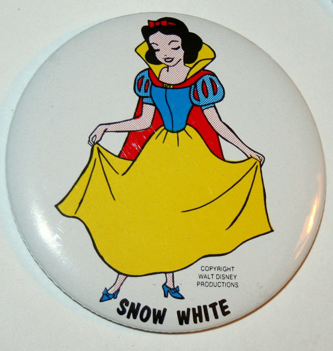 Filmic Light - Snow White Archive: 1975 Snow White & Dwarfs Pin-Back ...