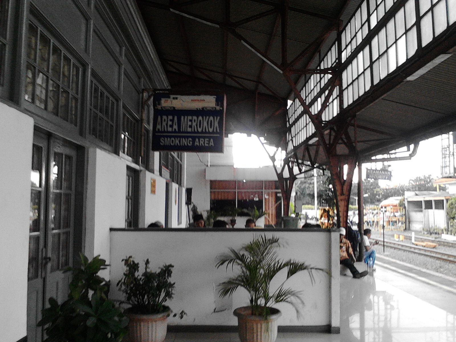 Stasiun Pasar Senen "Nasibmu Kini"
