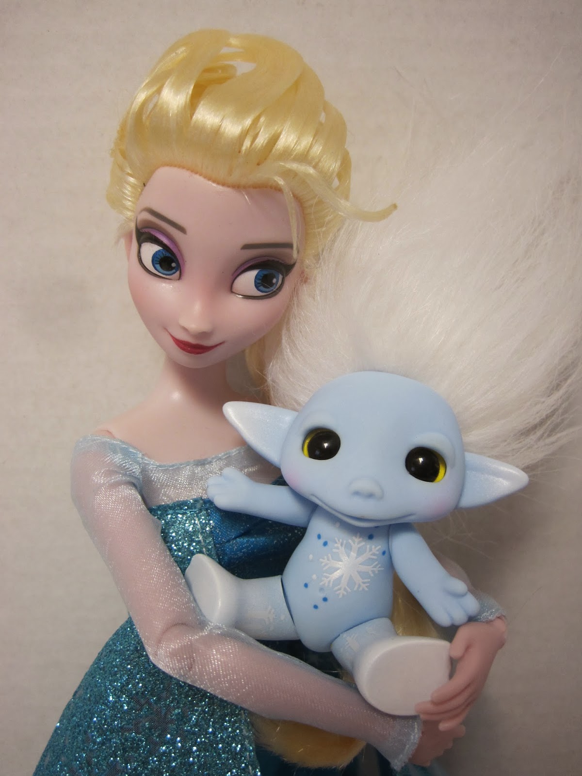 Never Grow Up: A Mom's Guide to Dolls and More: Zelfs Series 2 Review! :D