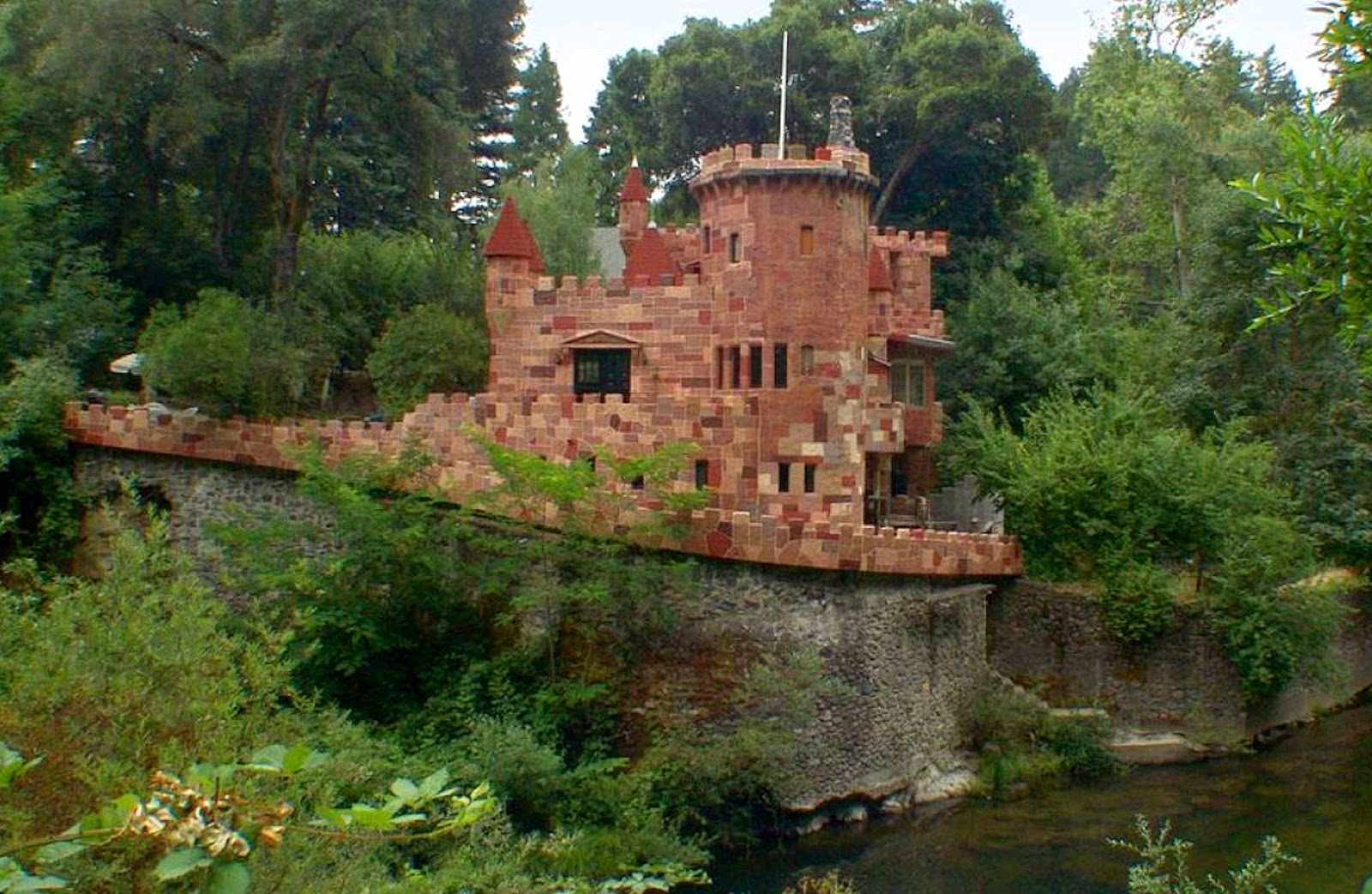 Forestdweller: Howden Castle