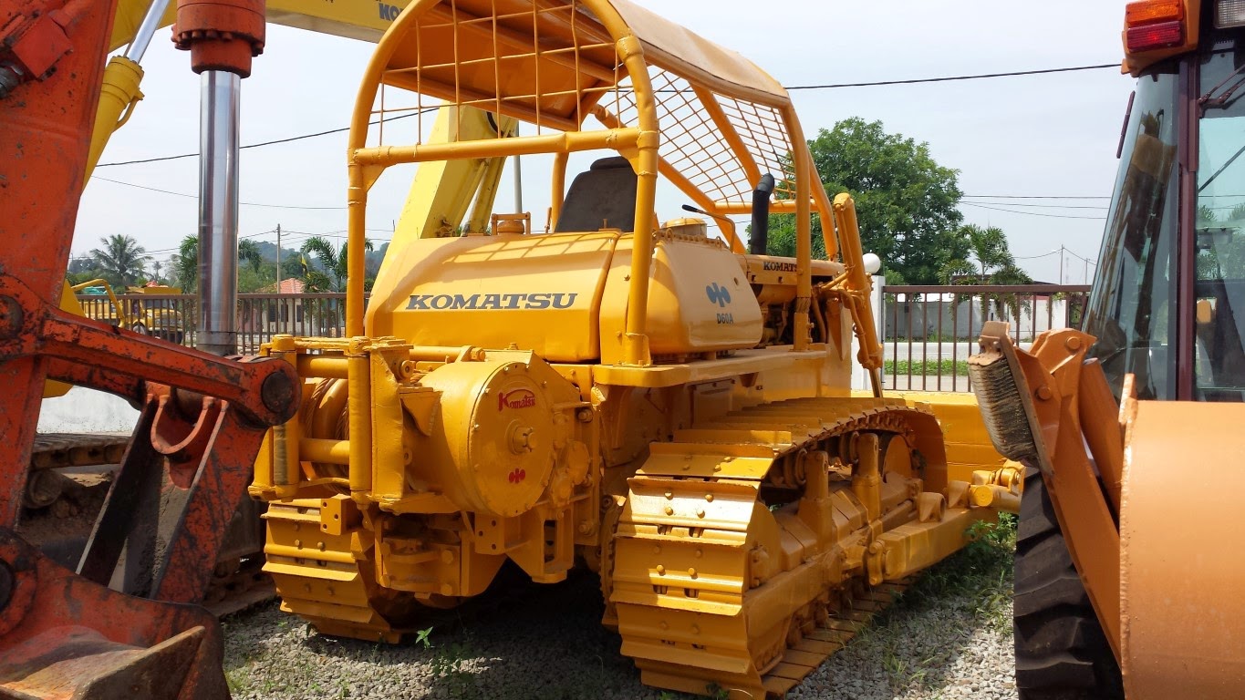 SOON SENG LEE HEAVY EQUIPMENT PLT: Komatsu D60A-6 Bulldozer