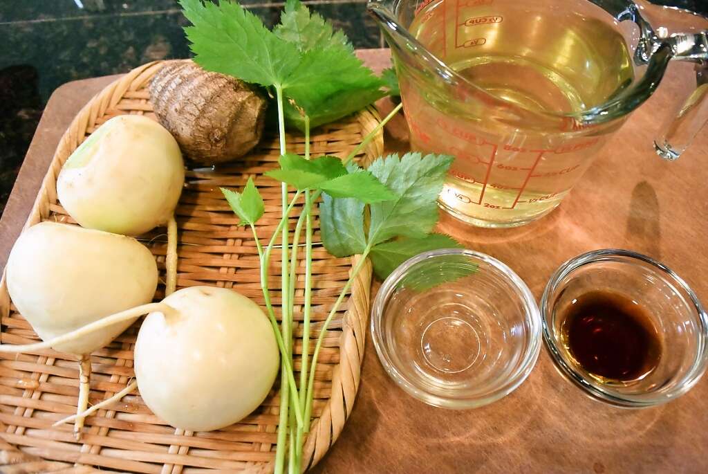 Recipes for Tom: Kabu to satoimo no surinagashi / Japanese turnip and ...