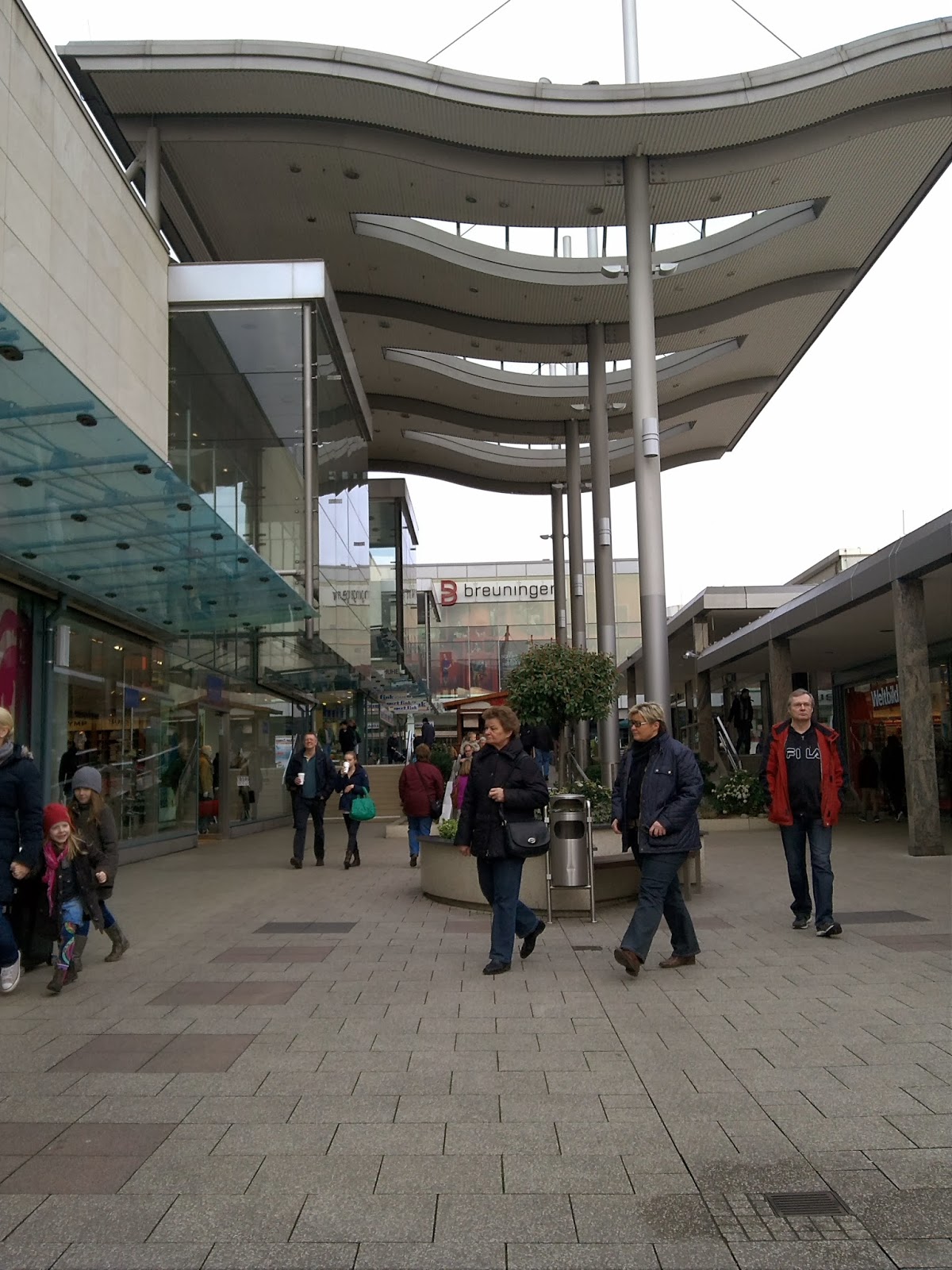 MARUBALBADAK: main taunus zentrum