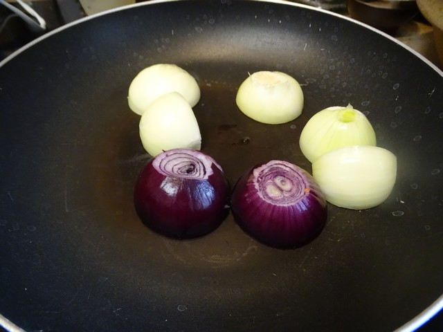 Cuisine en folie: Entrecôtes sauce aux oignons brûlés et ail noir Bio ...