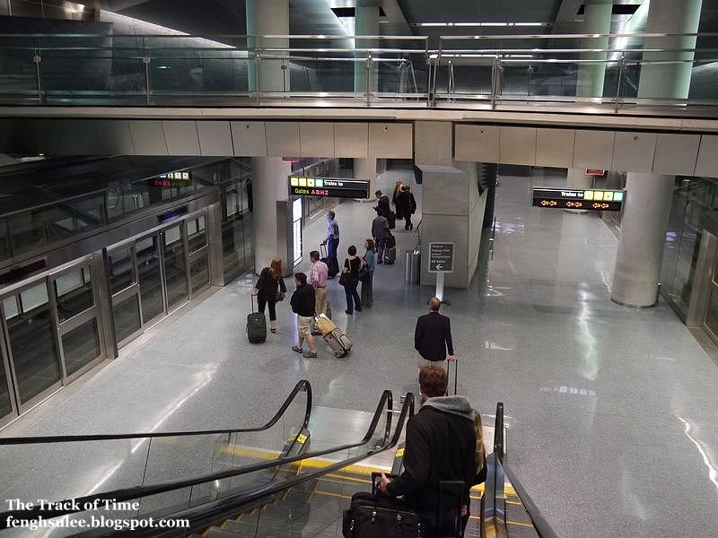 AeroTrain of the Washington Dulles Airport | The Track of Time