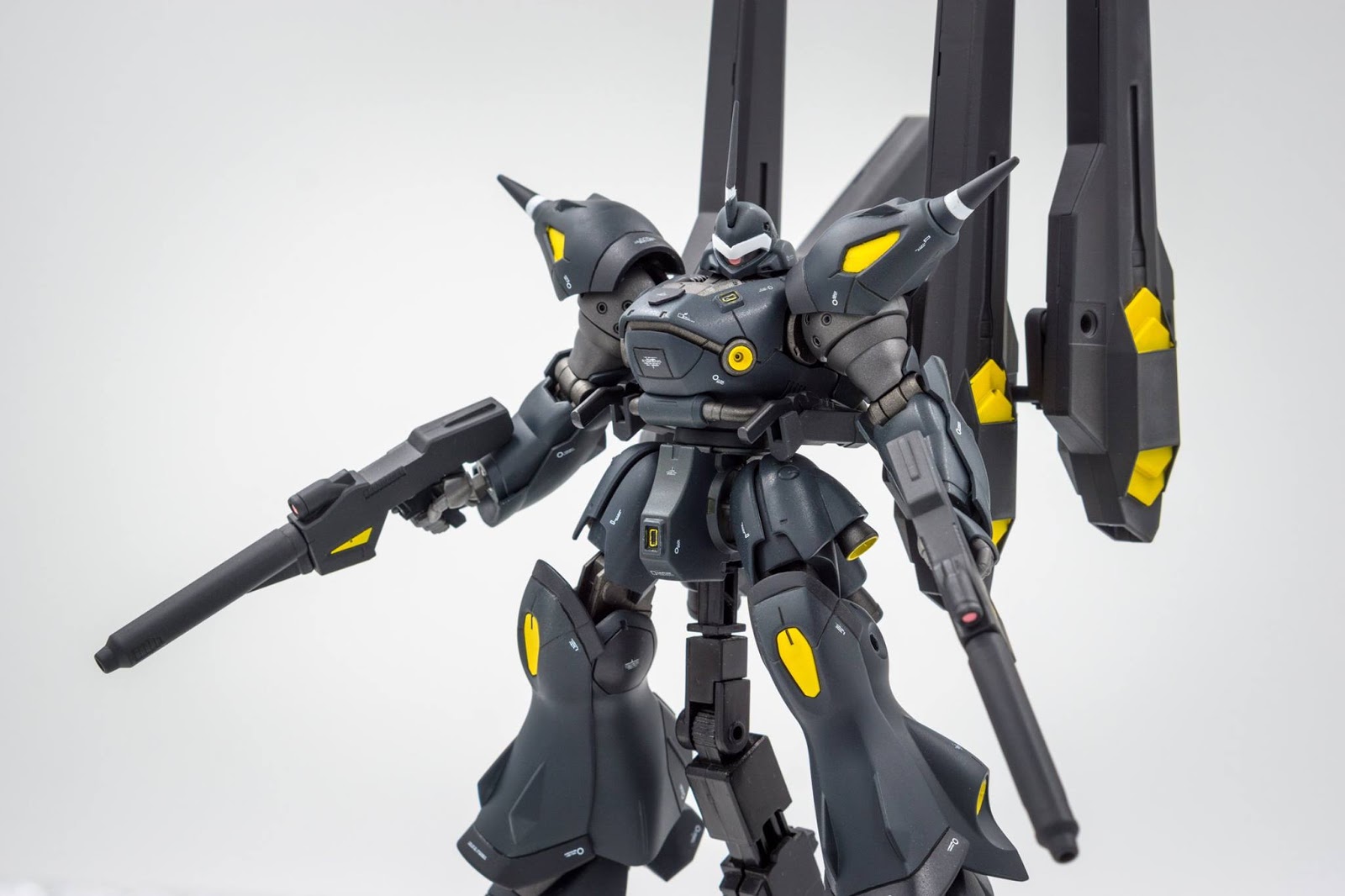 Custom Build: HGBF 1/144 Kampfer Amazing + Extra Weapon Binders ...