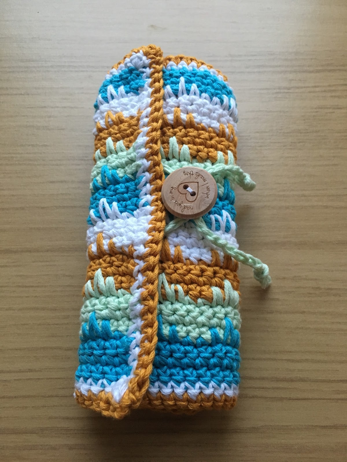 Will Give It A Go: Little Box of Crochet - Hook Roll.
