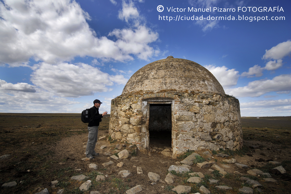 Ciudad-dormida: Bohíos de Brozas y Alcántara, una mirada a la ...