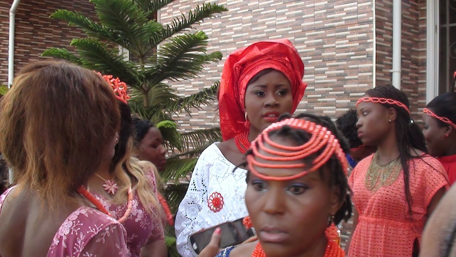 The Traditional wedding ceremony of His Royal Highness Igwe Chuma ...