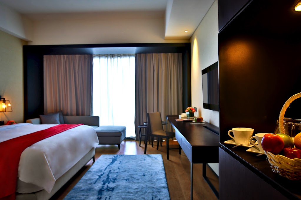 SOON TO OPEN: I’M HOTEL AND RESIDENCES MAKATI - Lakwatserong Tsinelas